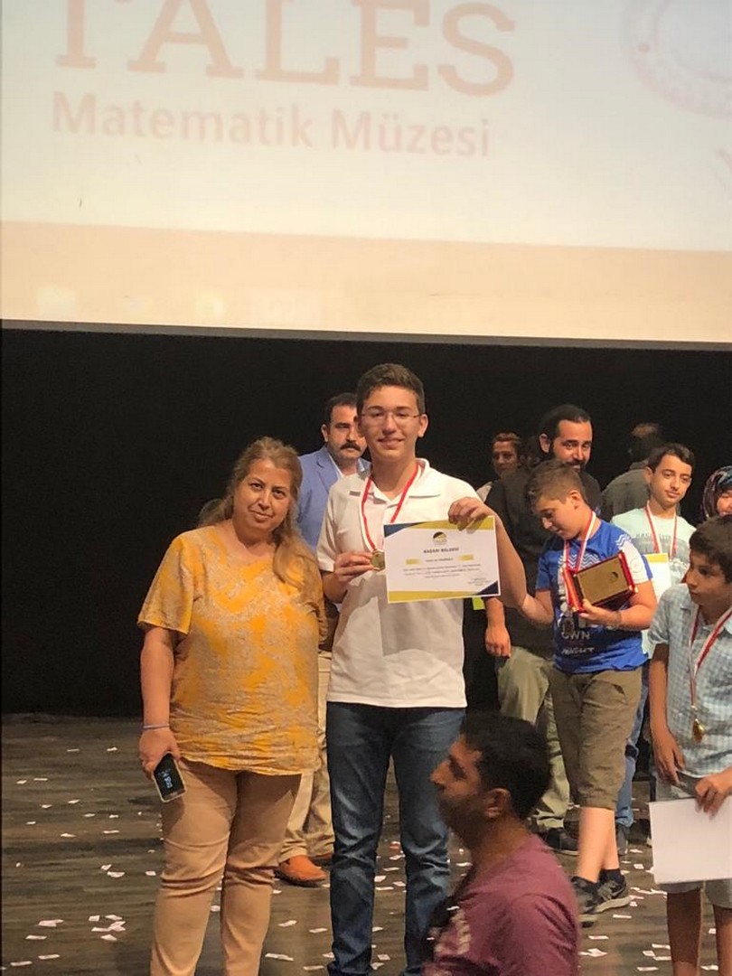 8. sınıf öğrencimiz Uluç Ali GAZİOĞLU’nun Tales Matematik Olimpiyatları ...